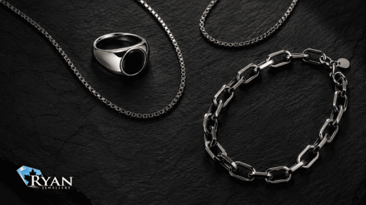 Men’s Jewelry Trends 2026: What’s In Style This Year - ryanjewellers.ca